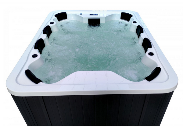 8 Person Outdoor Hot Tub SPA with Insulated Cover + Stairs Bluetooth S ...